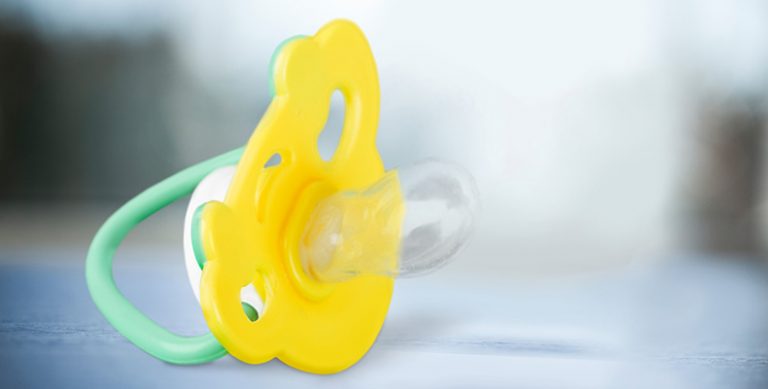 Pacifiers and their Effects - Cosmetic Dentistry SA